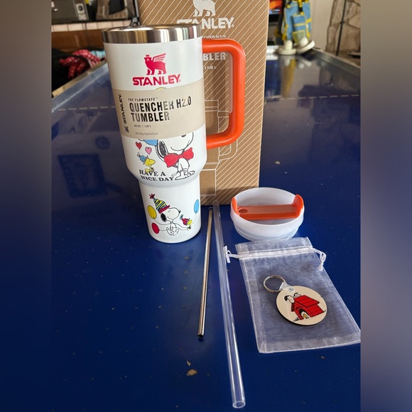 Stanley | Kitchen | Snoopy Stanley And Keychain | Poshmark